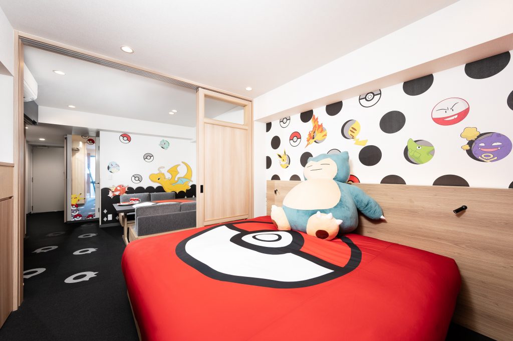 Pokémon all over the room! If you've come all the way to Japan, enjoy ...
