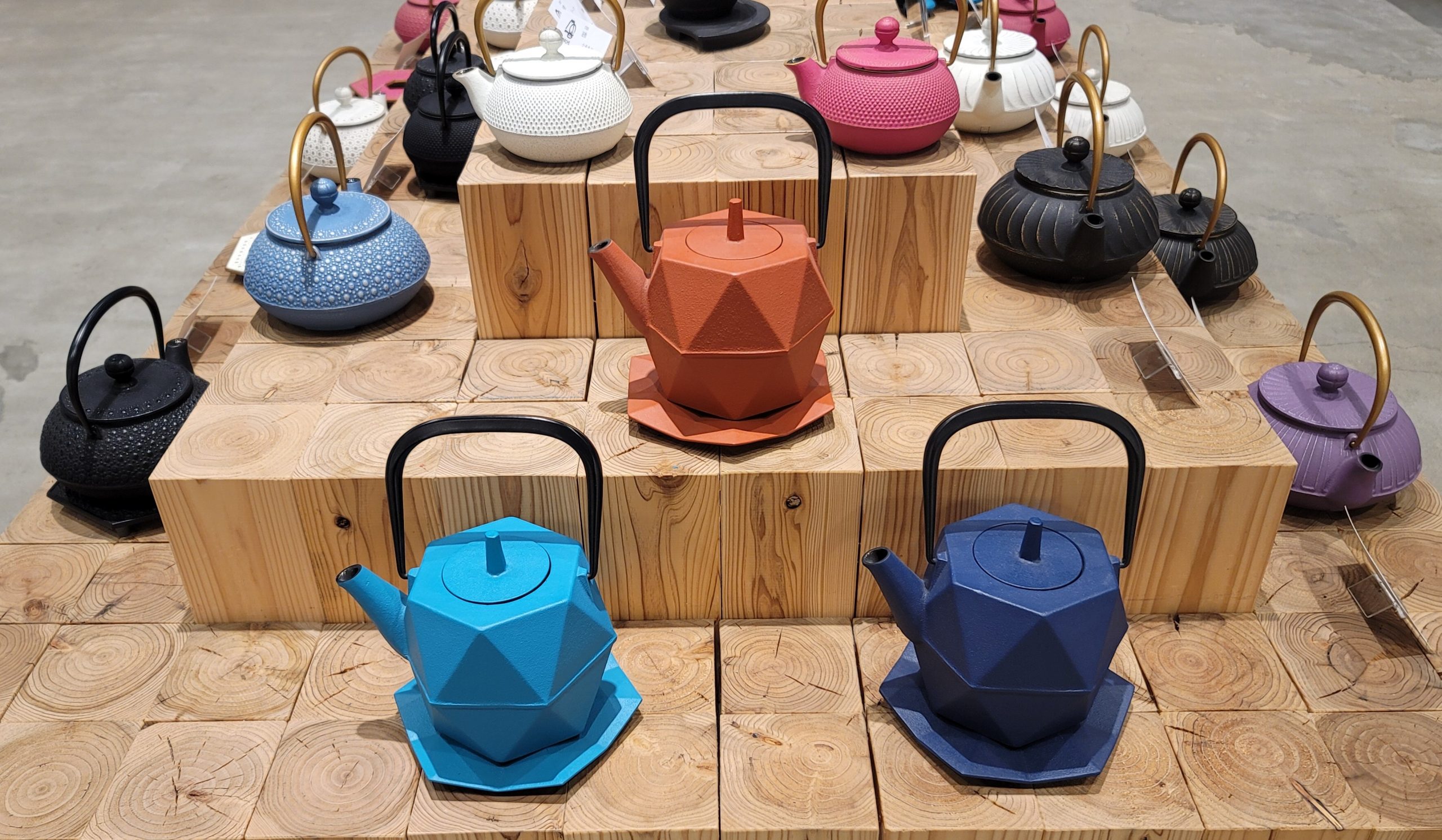 Nambu Ironware, Japan's renowned traditional crafts combined with ...